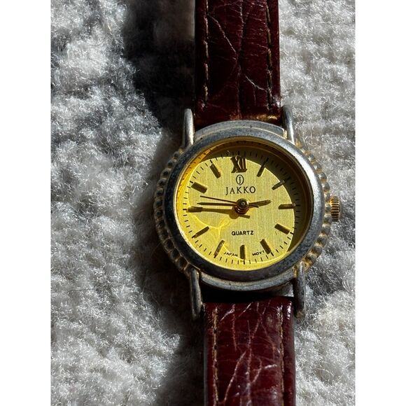 Jakko | Accessories | Vintage Womens Jakko Quartz Gold Tone Watch ...